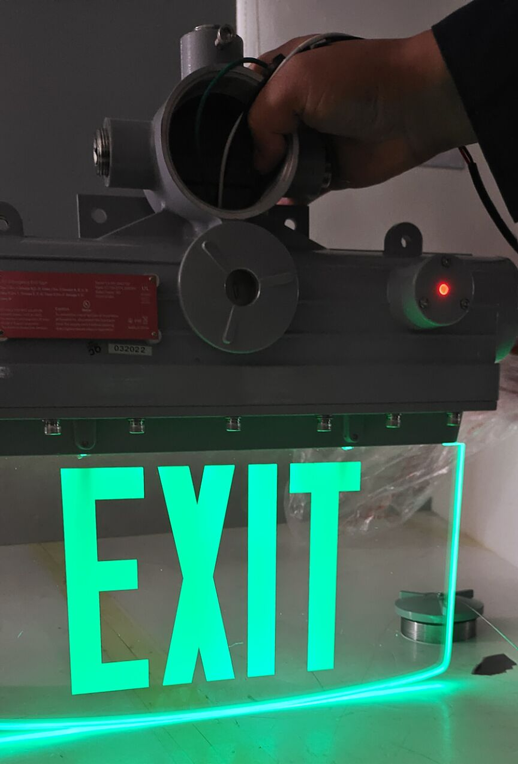 LED Explosion Proof Exit Signs, Class 1 Div 1 Emergency Lighting